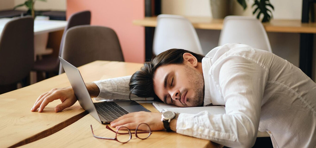 ทำความรู้จัก Karoshi Syndrome คุณกำลังทำงานหนักเกินไปหรือเปล่า