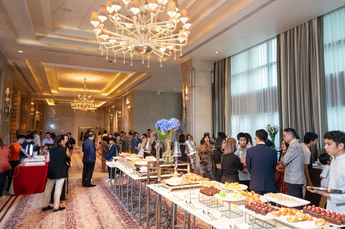 เคล็ดลับศึกษาต่อต่างประเทศ โดย Bonas MacFarlane Thailand