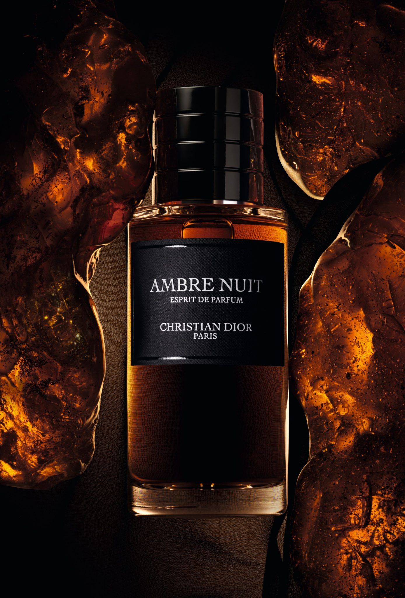 LES ESPRITS DE PARFUM คอลเลกชั่นน้ำหอมประหนึ่งโอต์กูตูร์